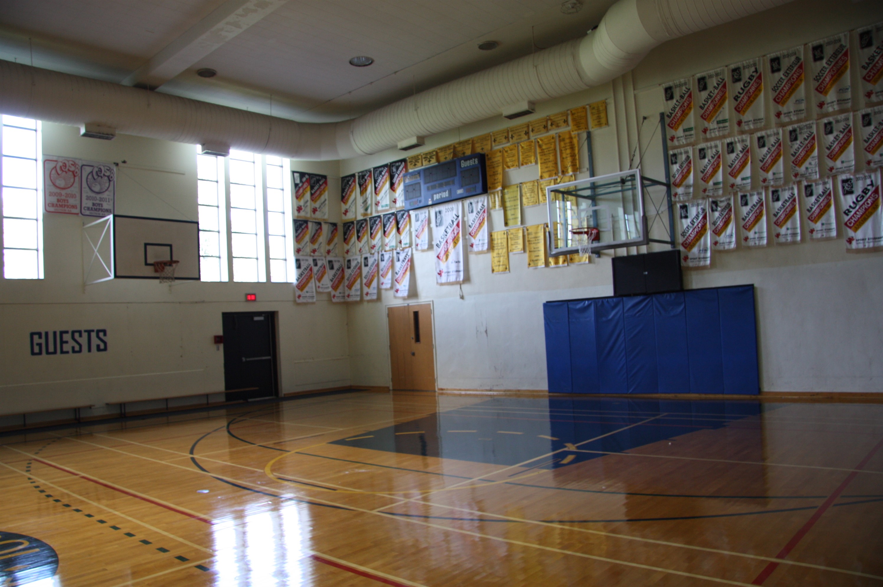 Locations Hub - Quebec High School